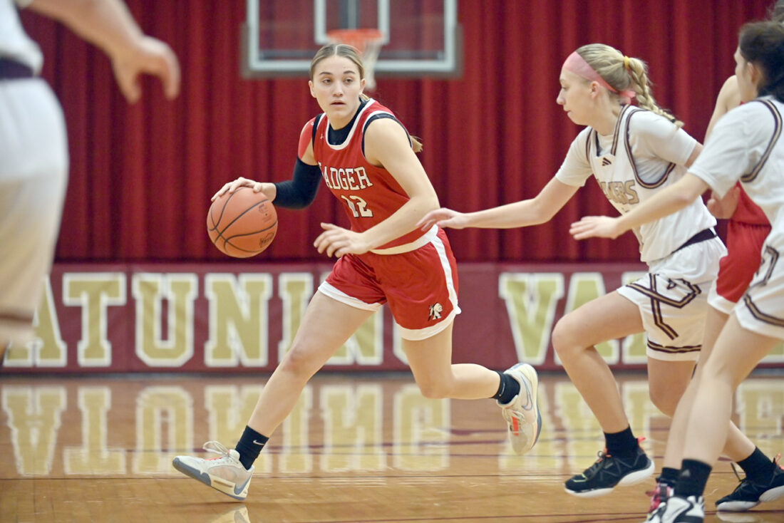 Badger nearing NAC crown | News, Sports, Jobs - Tribune Chronicle